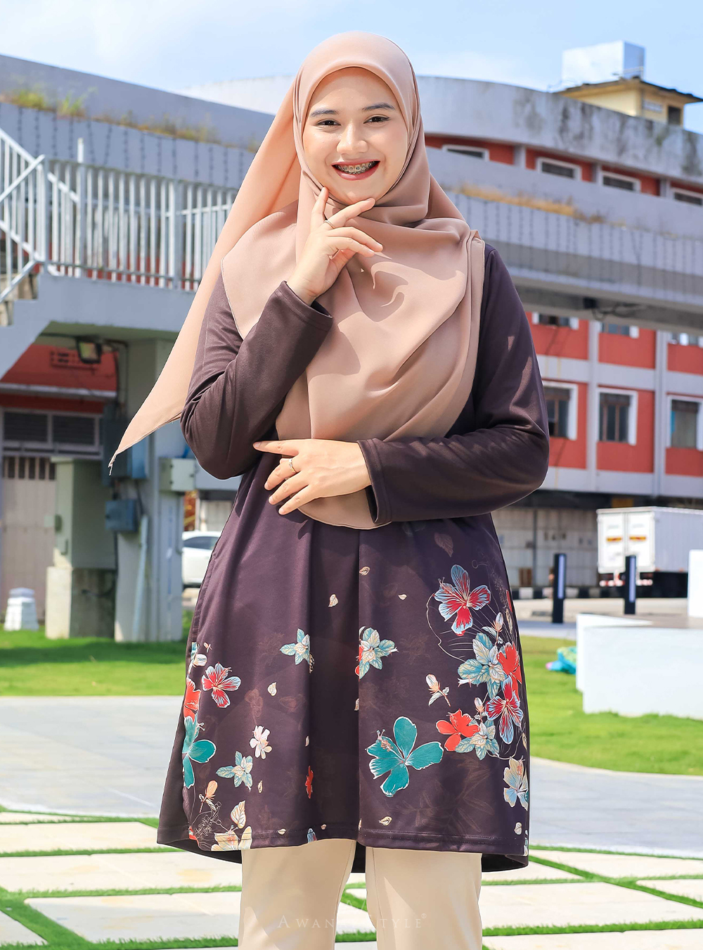 Awanazstyle | Muslimah With Fashion | Embun | Dark Brown
